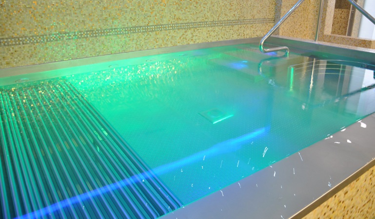 VITALITY POOLS - Wellness Home - Freixanet Wellness Projects
